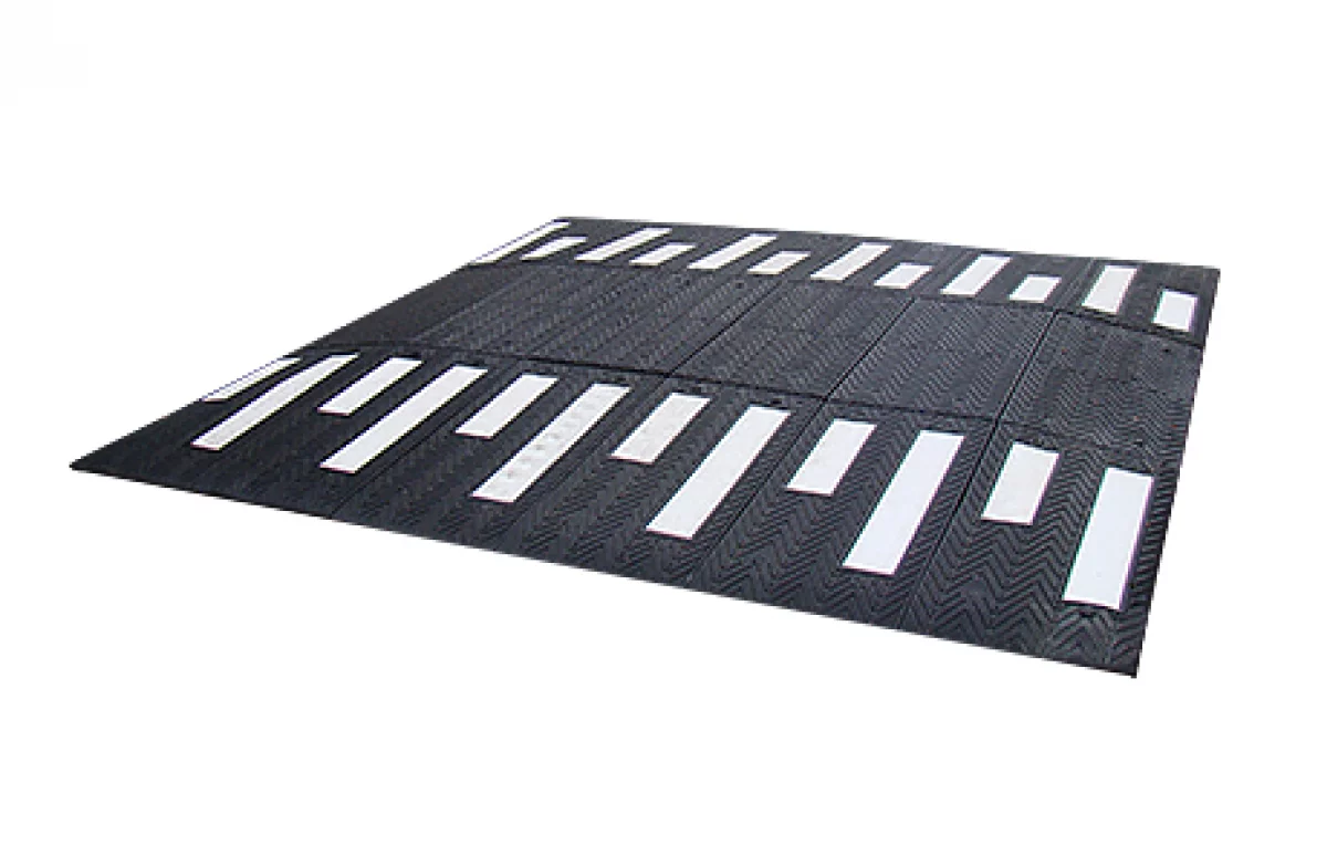 Raised Table Speed Bump SGH - Spécialiste en solutions de sécurité urbaine